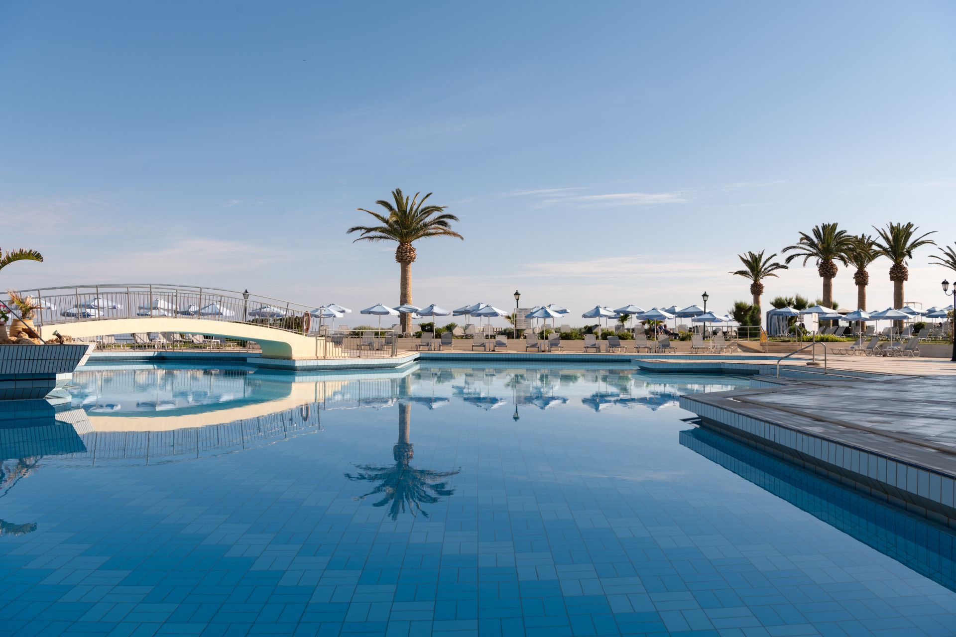 Creta Star Hotel in Rethymno Scaleta: 4 star hotel in rethymno crete ...